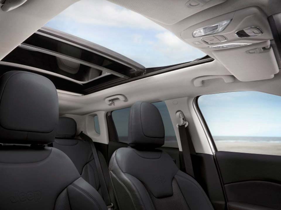 Jeep Compass - AutoDrive